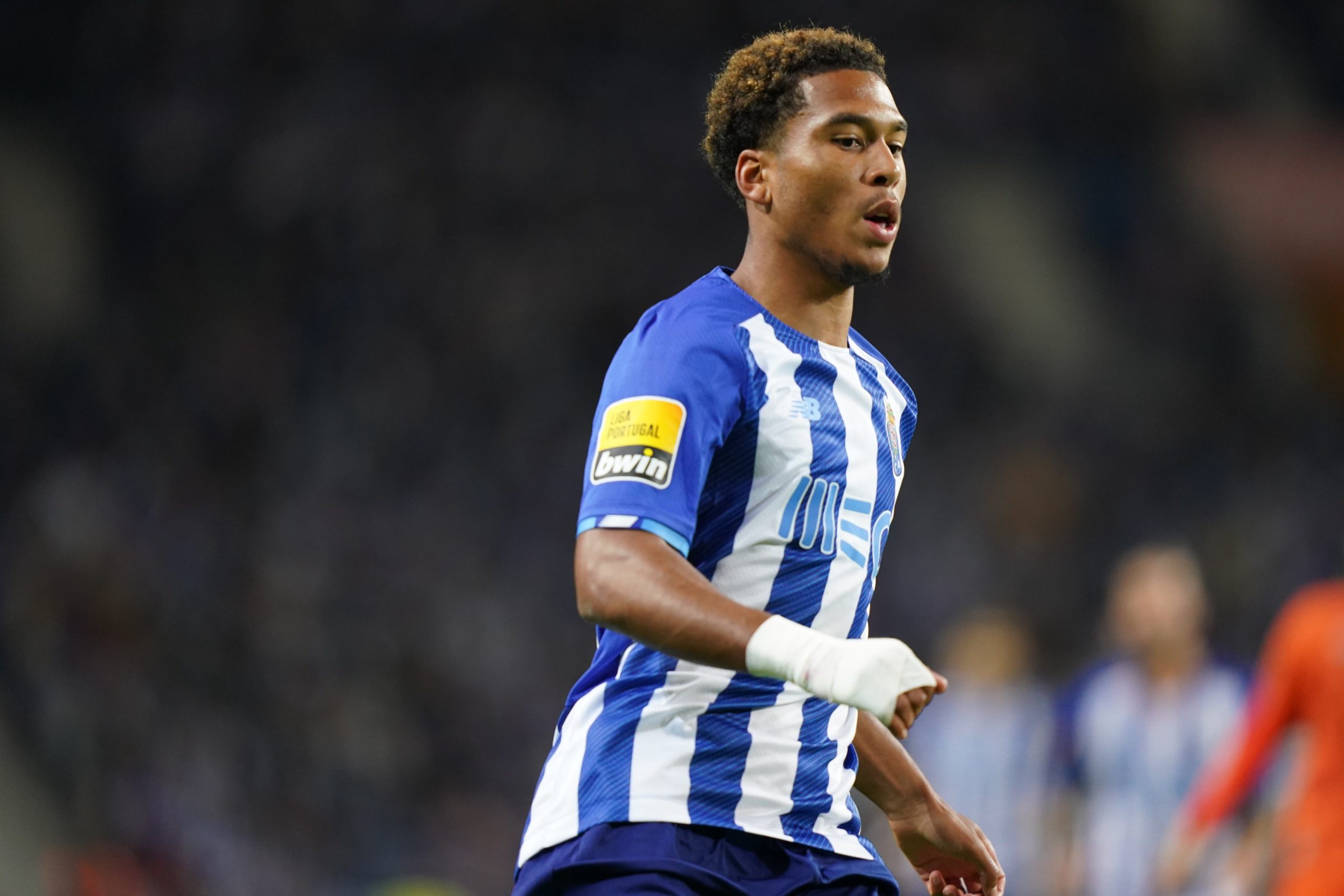 Danny Loader titular na Reboleira - Portistas Oficial